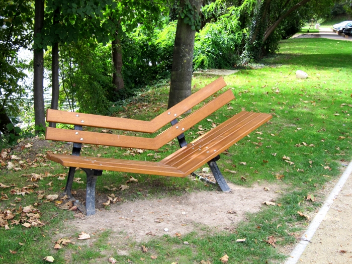 V8 designers | banc public | design d'objets, espaces